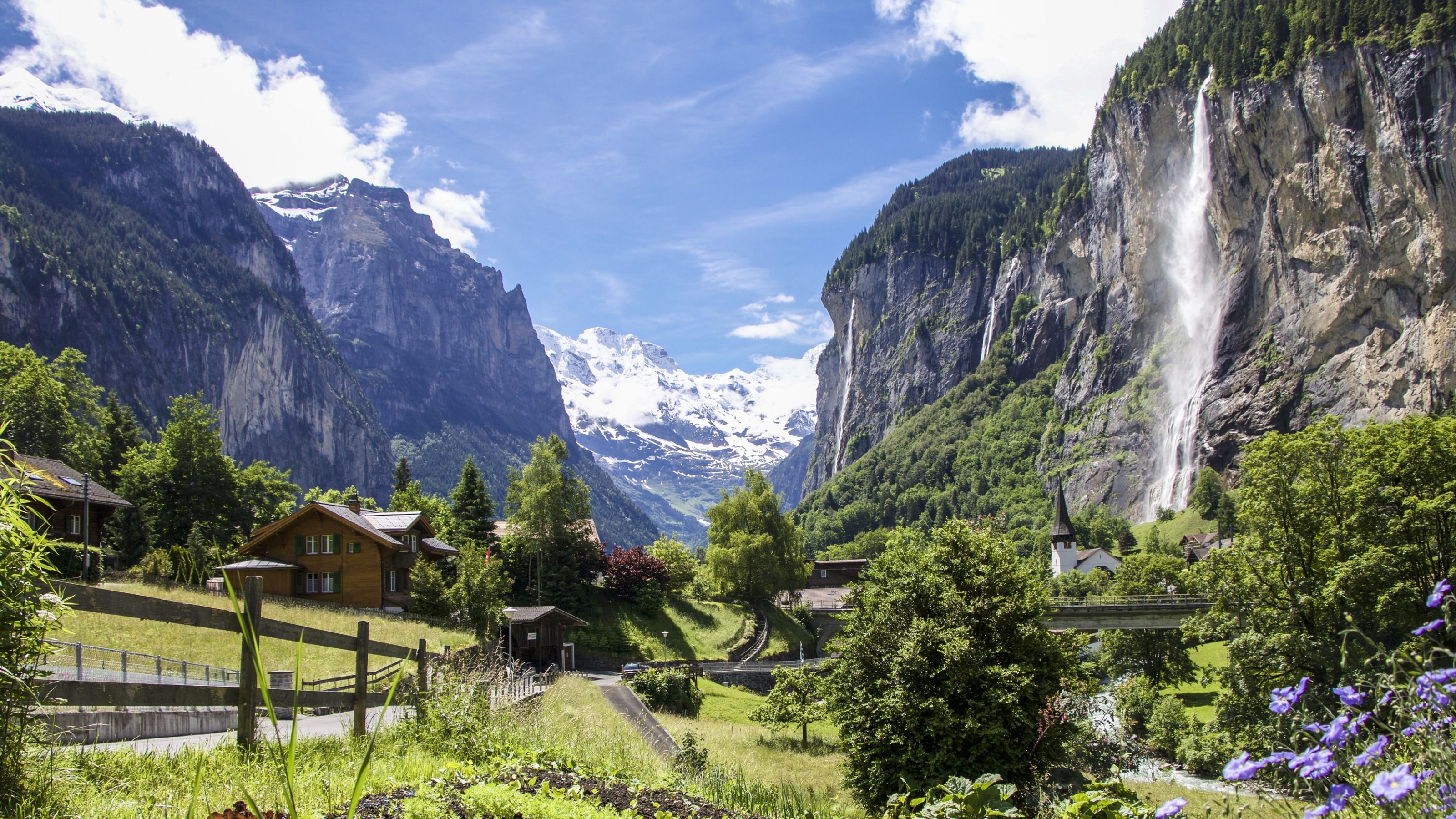 Hike Lauterbrunnen - Stechelberg | Switzerland Tourism Hike Lauterbrunnen - Stechelberg | Switzerland Tourism